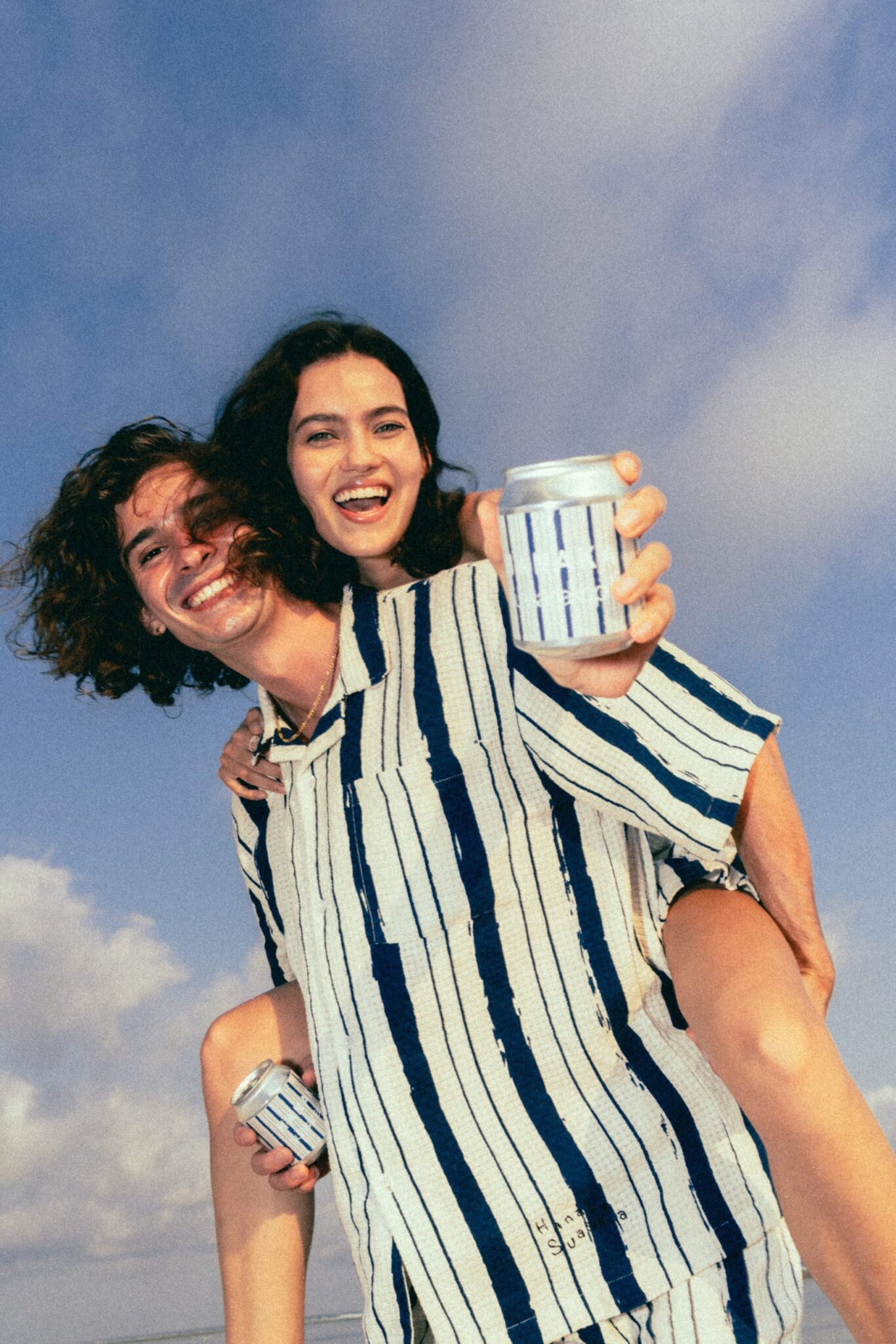 Hanaka – Make it Simple But Awesome